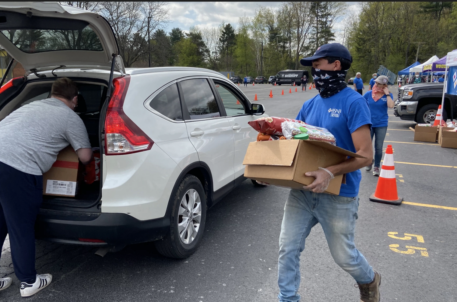 SLHS Leaderhsip hosts upcoming food drive – South Lakes Sentinel